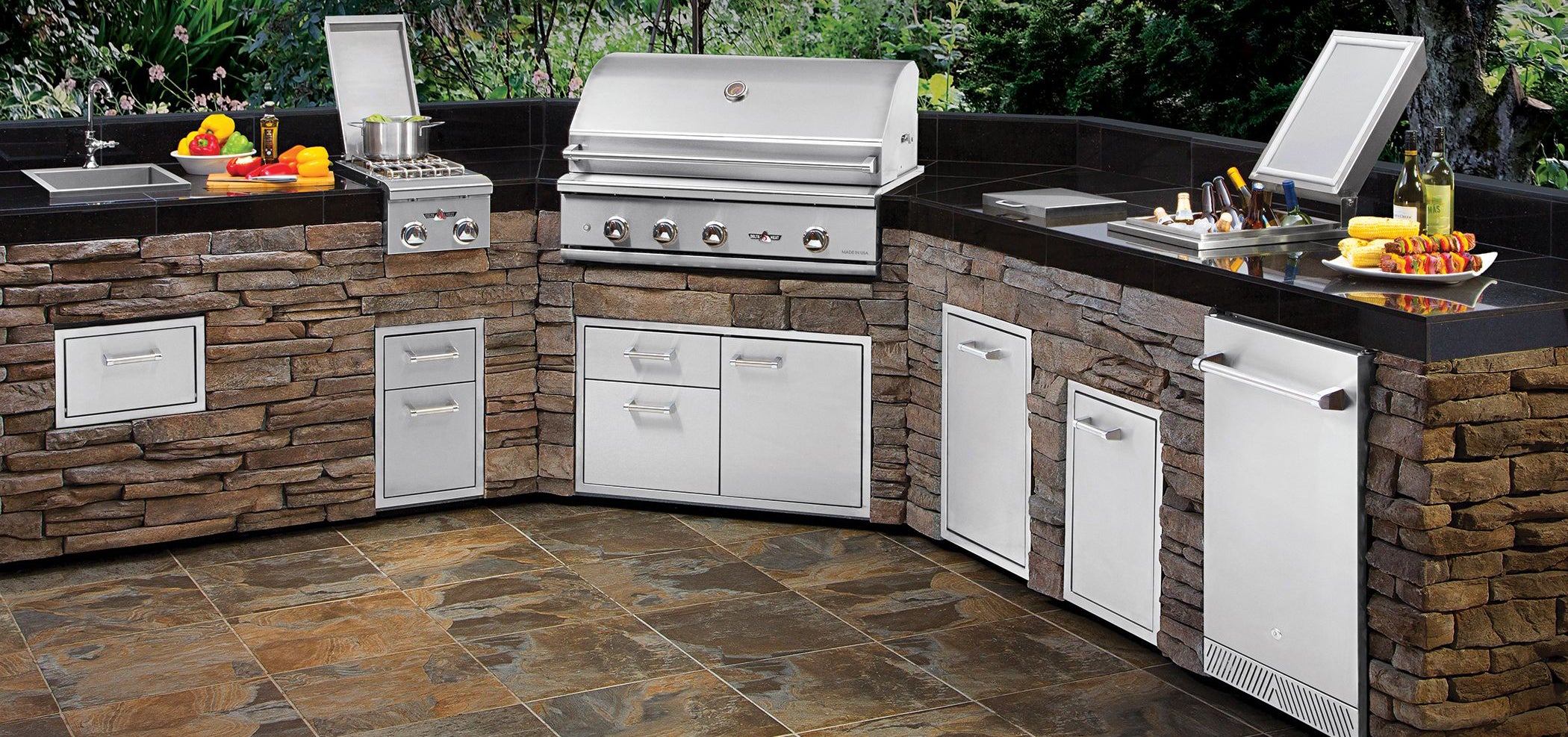 BBQ Grills, Smokers & Outdoor Kitchens : TheBBQHQ — TheBBQHQ, Inc.